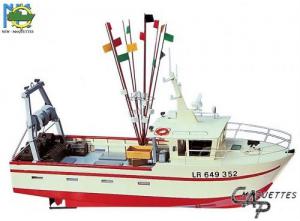 New Maquettes Asterix II Stern Trawler Model Boat Kit| Cornwall Model Boats
